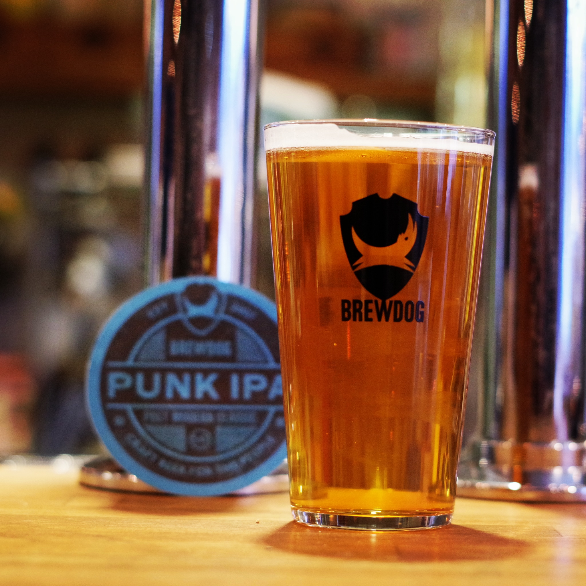 Offshoot DDH RelaxとBREWDOG Punk IPA開栓！！ | WORLD BEER&DINING MIHAMA BASE